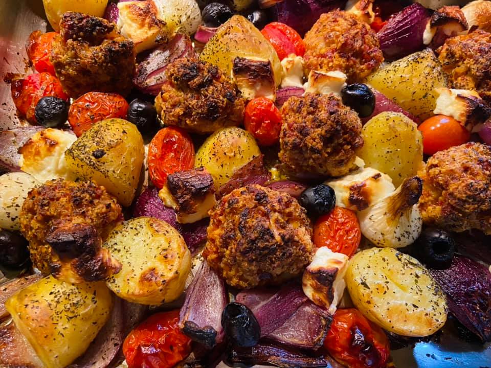CHORIZO MEATBALLS WITH FETA CHEESE : Ooh La Loire